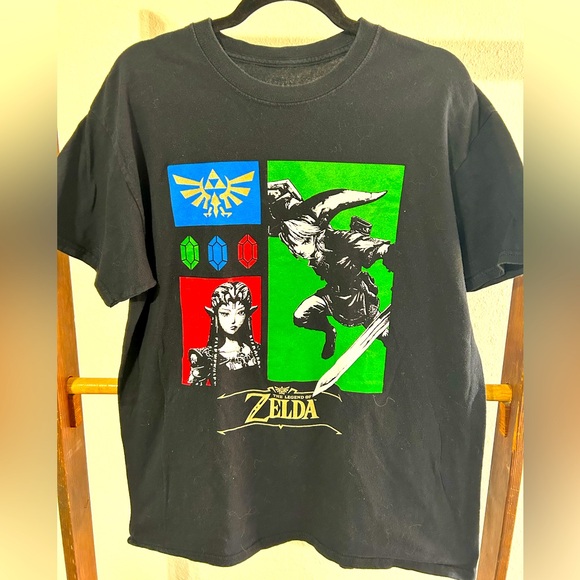 Hot Topic | Shirts | The Legend Of Zelda Geeknet Black Tee Shirt Size ...